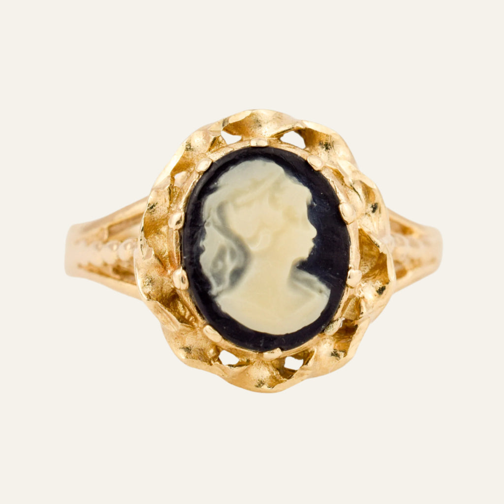 Black Onyx and Shell Cameo Ring – Folklor