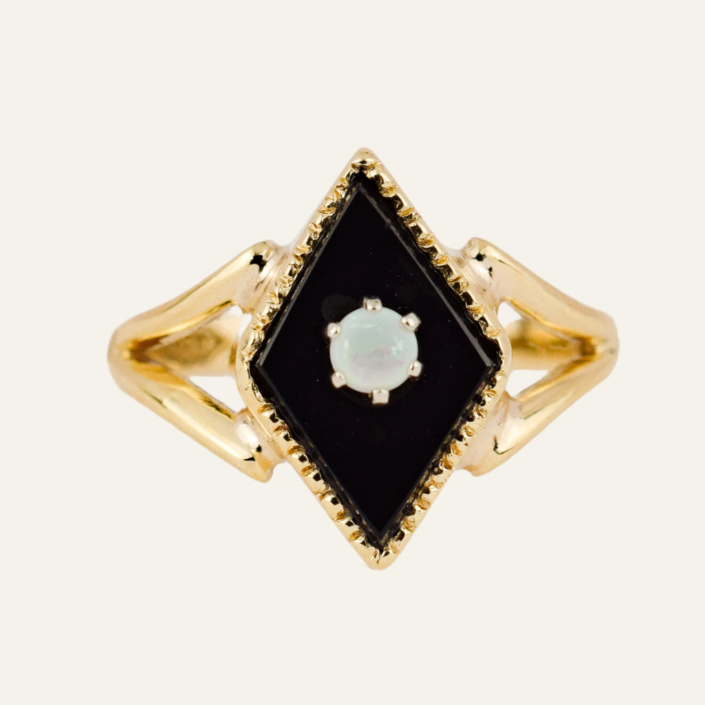 Rhombus Shaped Onyx and Opal Ring – Folklor