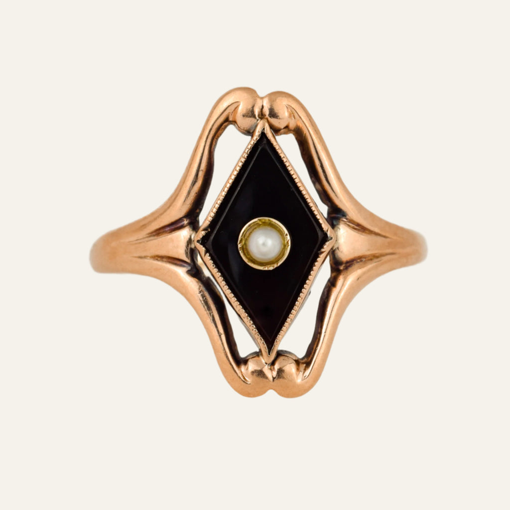 Onyx and Seed Pearl Ring – Folklor
