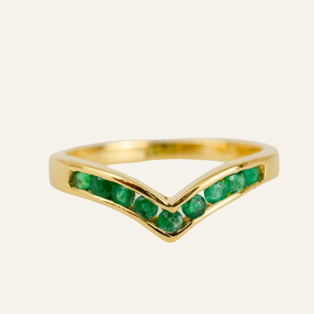 Emerald Wishbone Ring – Folklor