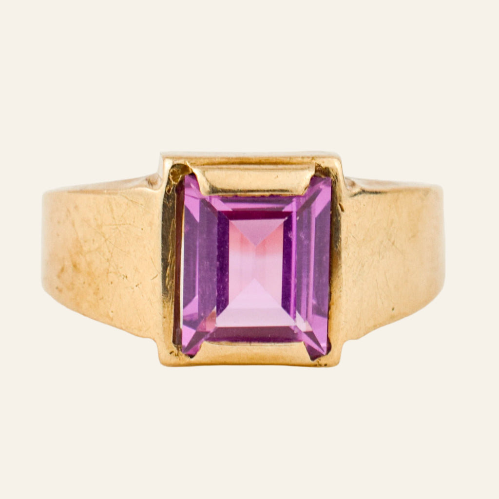 Sleek Pink Stone Gold Ring – Folklor