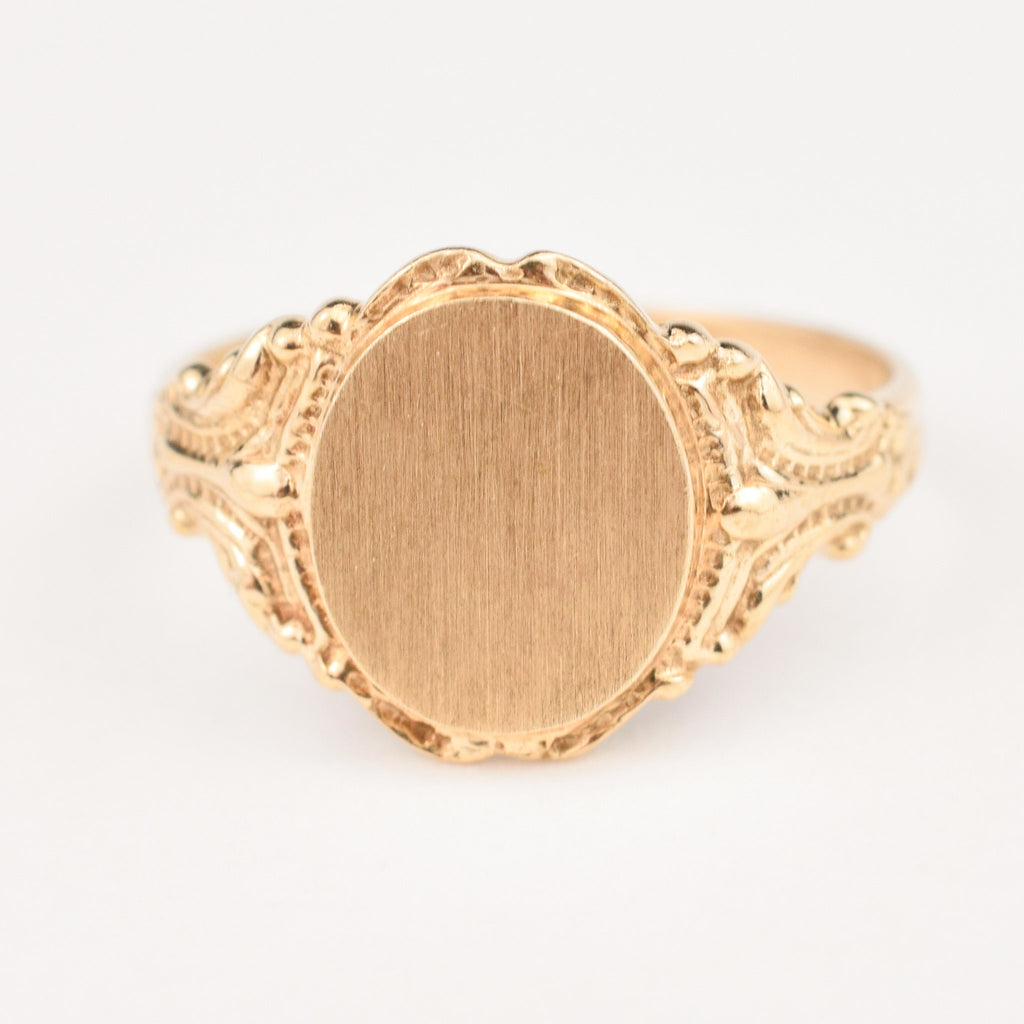 Ornate Signet Ring – Folklor